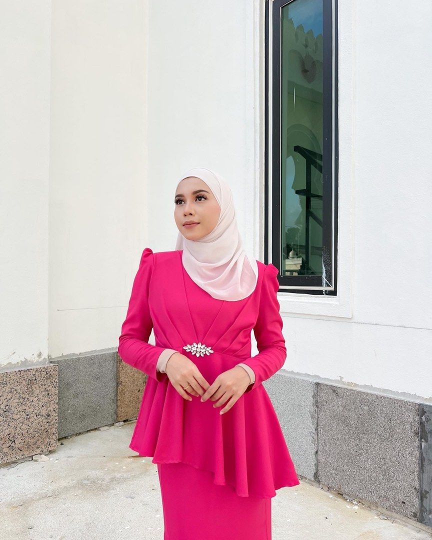 Qaamnie kurung, Women's Fashion, Muslimah Fashion, Baju Kurung & sets ...