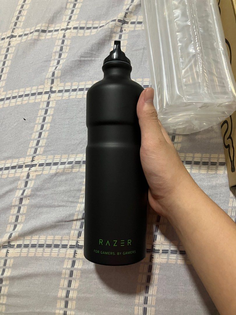 Razer Hydrator, Furniture & Home Living, Kitchenware & Tableware, Water ...