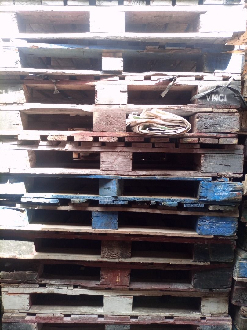Scrap Wooden Pallets, Commercial & Industrial, Construction Tools ...