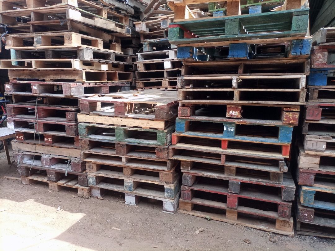 Scrap Wooden Pallets, Commercial & Industrial, Construction Tools ...
