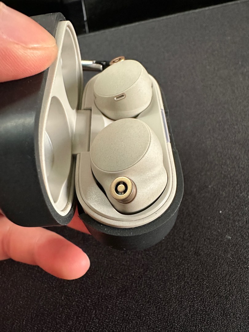 Sony WF-1000XM4, Audio, Headphones & Headsets on Carousell