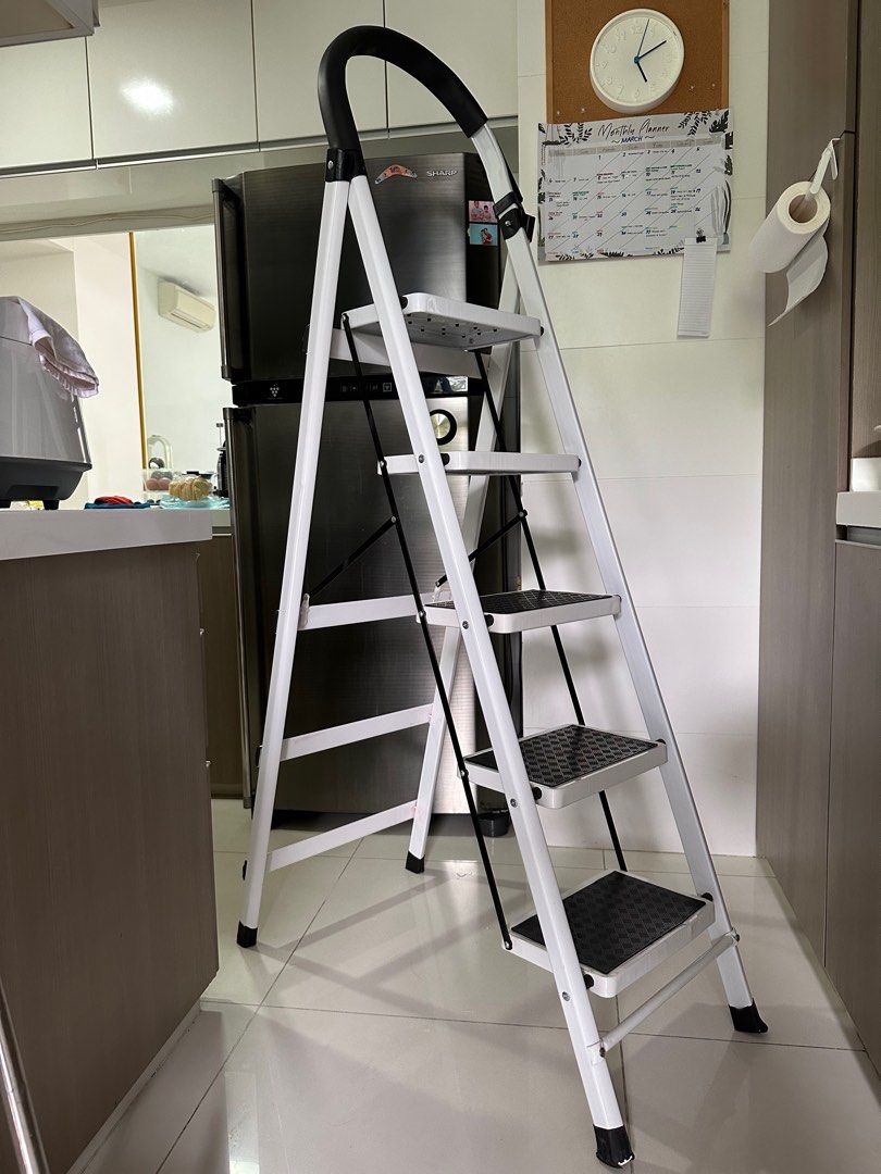 Step Ladder 172 cm, Furniture & Home Living, Home Improvement ...