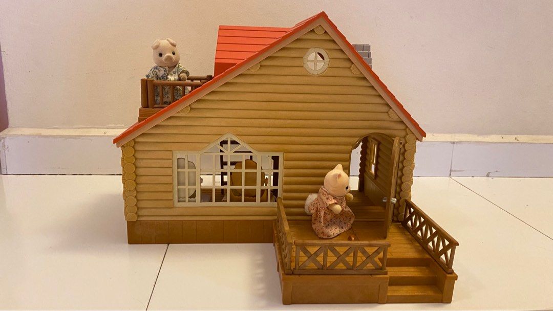 Sylvanian Family Log Cabin, Hobbies & Toys, Toys & Games on Carousell