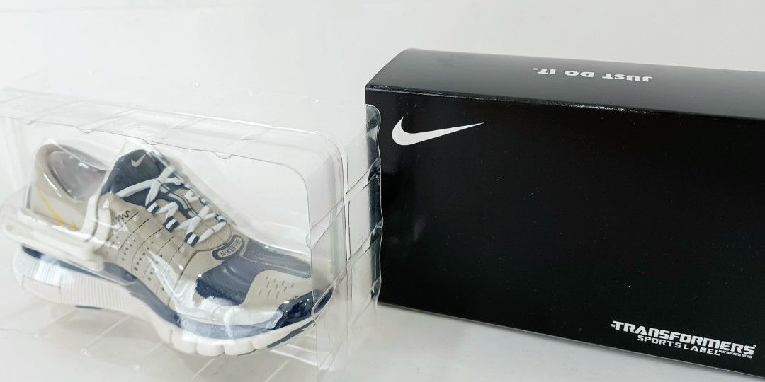 Takara Tomy Nike x Transformers Sport Label Convoy Marine Version ...