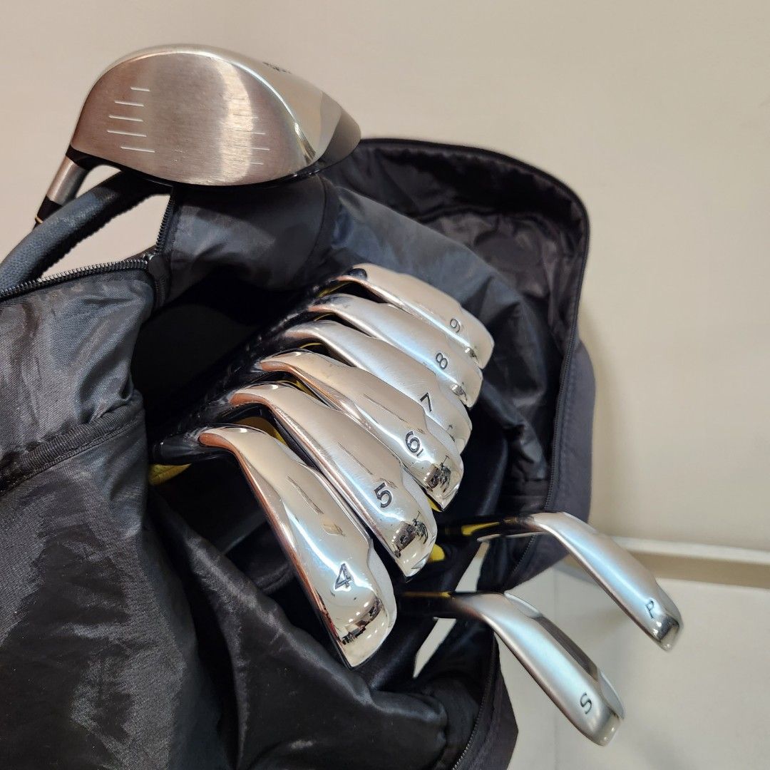 Taylormade Golf Set, Sports Equipment, Sports & Games, Golf on Carousell