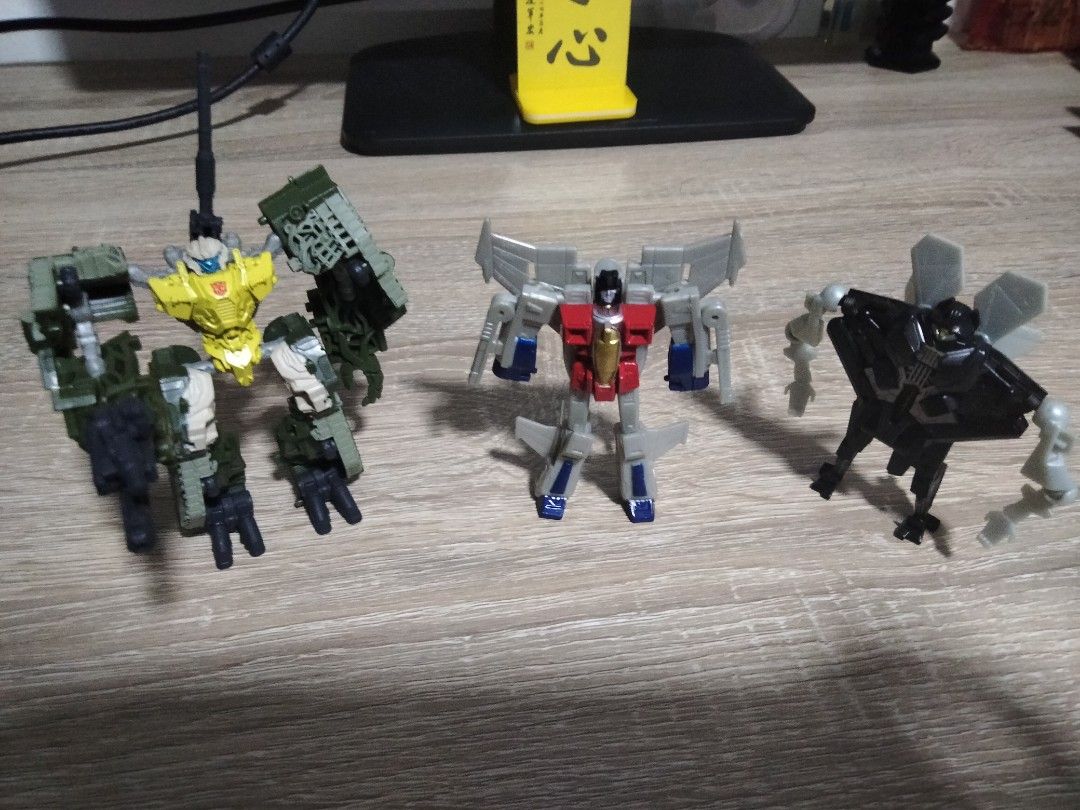 Transformers Starscream + Autobot Tank Guzzle, Hobbies & Toys, Toys ...