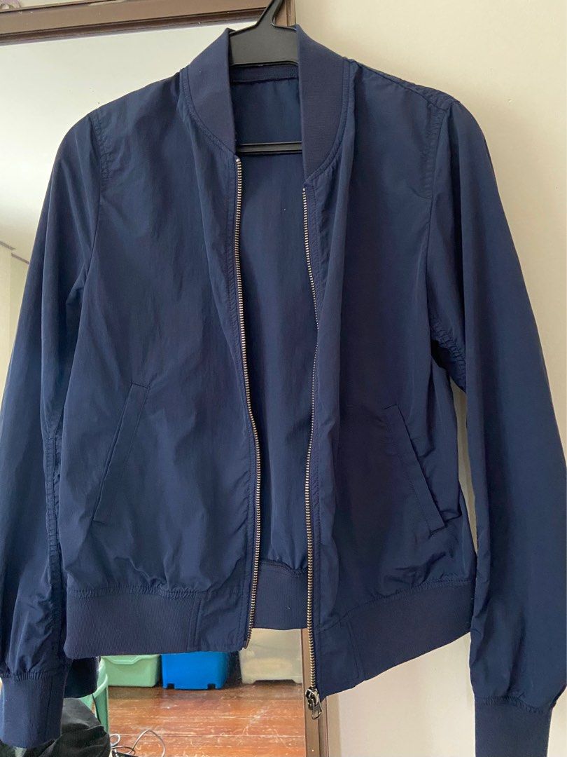 Uniqlo Navy Blue Bomber Jacket, Women's Fashion, Coats, Jackets and ...