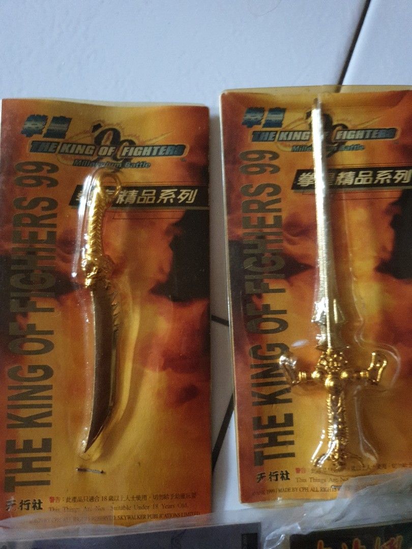 VINTAGE HK COMIC DISPLAY SWORD, Hobbies & Toys, Collectibles ...