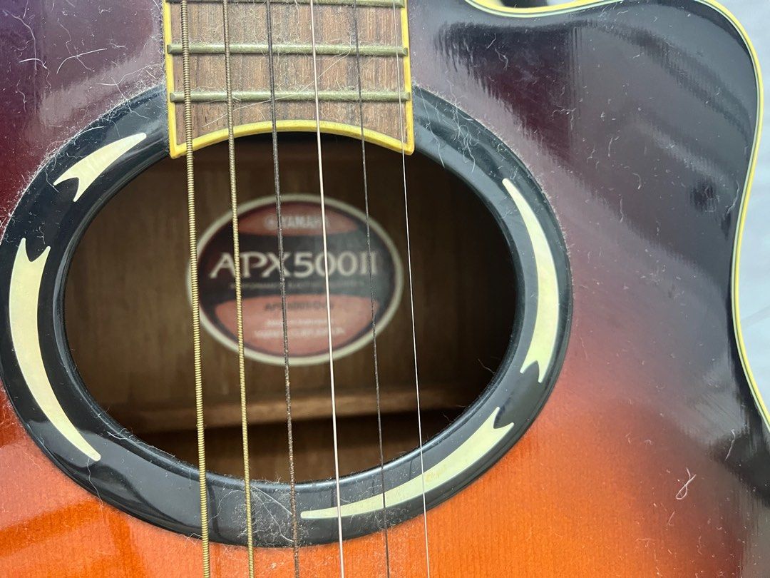Yamaha APX 500 guitar, 興趣及遊戲, 音樂樂器 & 配件, 樂器 - Carousell