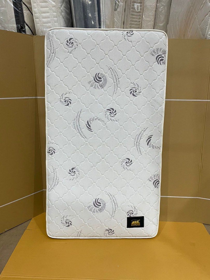 062304 (1) Super single mattress brand max coil 7 inch $60, Furniture ...