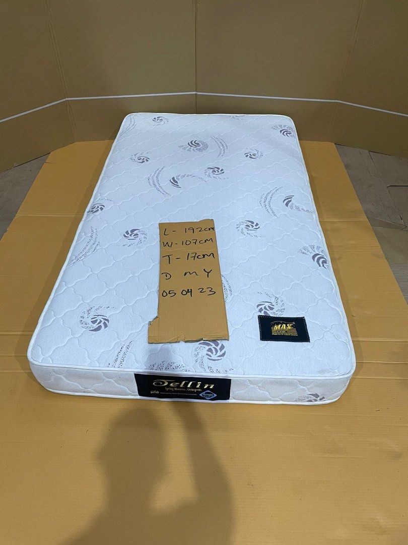 062304 (1) Super single mattress brand max coil 7 inch $60, Furniture ...