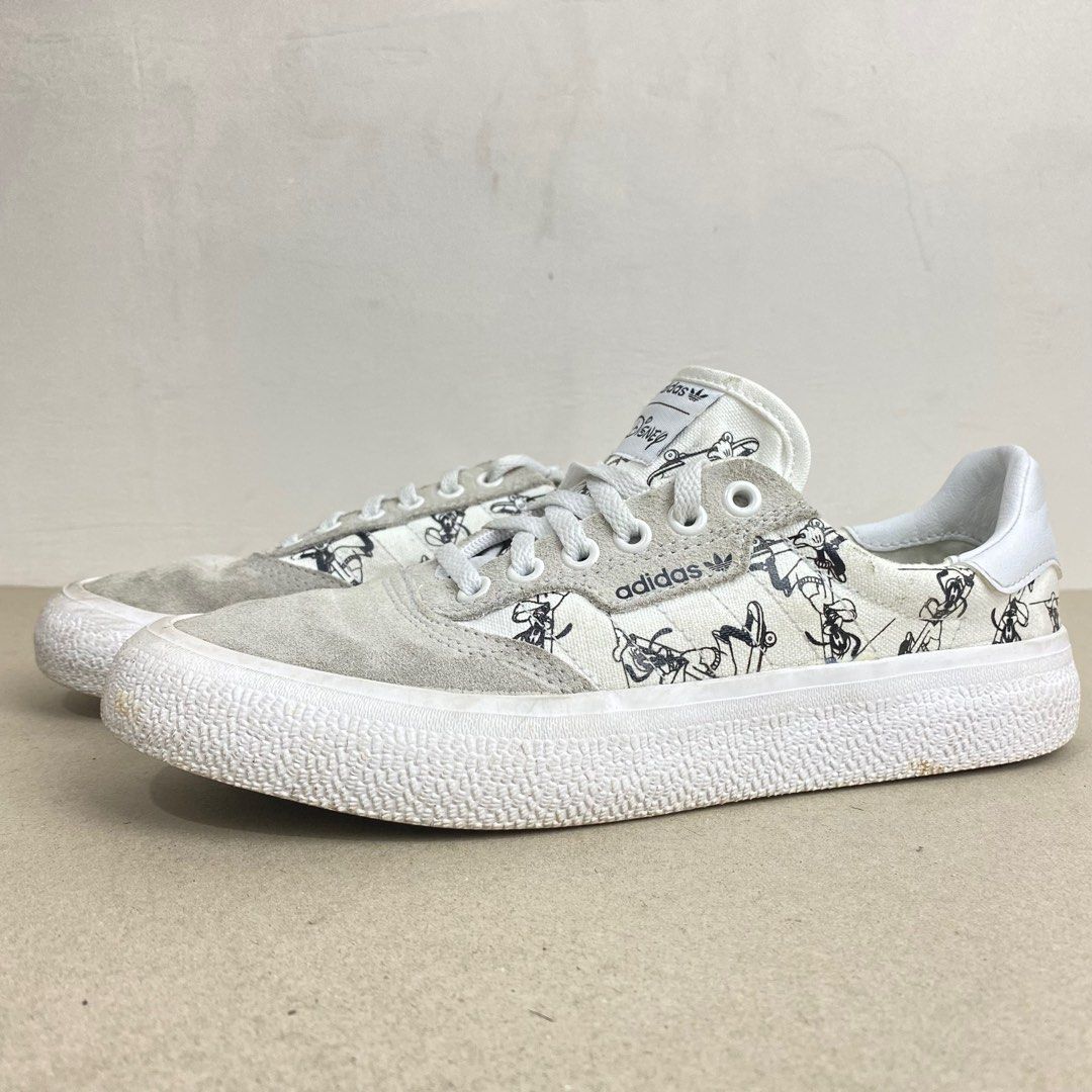 Adidas Disney Mc Sporty Goofy - IOF829 on Carousell