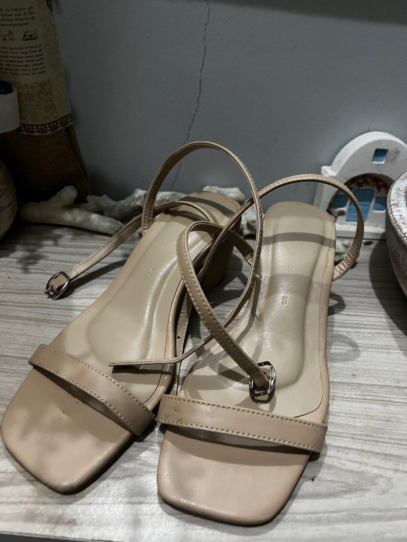 Aztrid strap heels, Women's Fashion, Footwear, Heels on Carousell