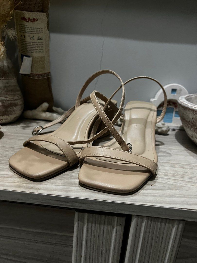 Aztrid strap heels, Women's Fashion, Footwear, Heels on Carousell