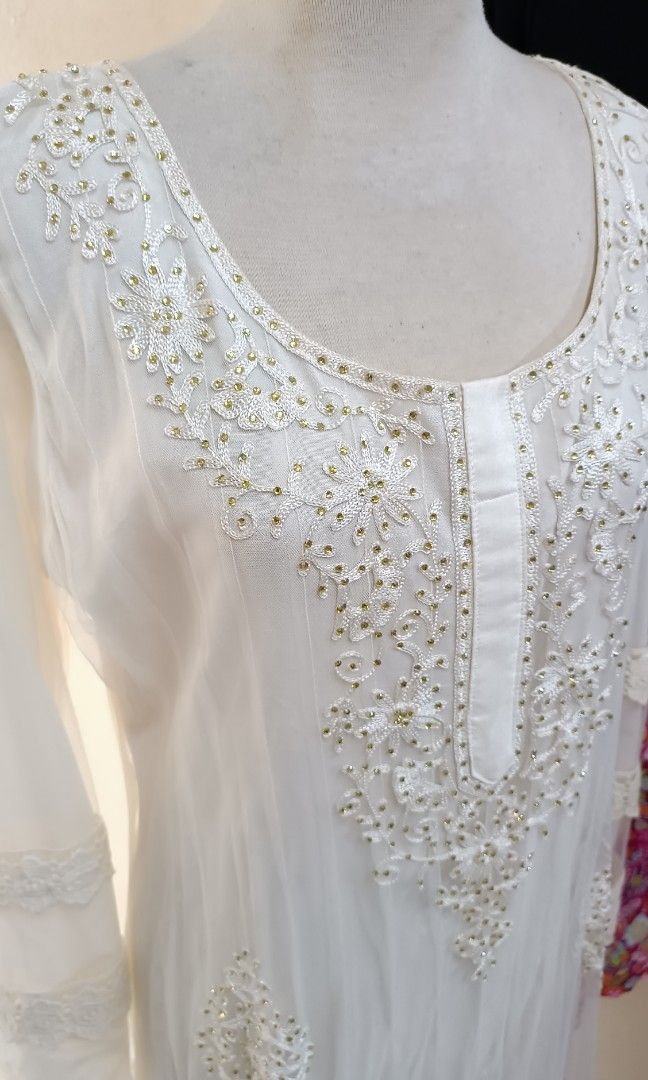 Baju Sari Putih / White Sari, Women's Fashion, Dresses & Sets ...