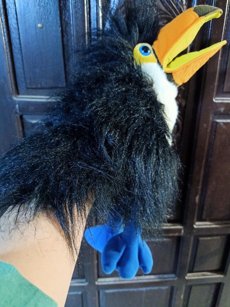 BEAUTIFUL REALISTIC BLACK BIRD HAND PUPPET, Hobbies & Toys, Toys ...
