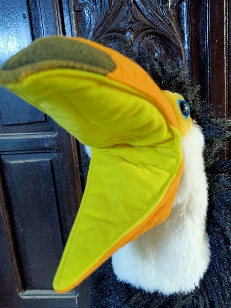 BEAUTIFUL REALISTIC BLACK BIRD HAND PUPPET, Hobbies & Toys, Toys ...