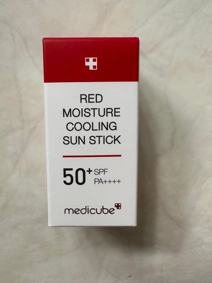 BNIB Medicube Red Moisture Cooling Sun Stick, Beauty & Personal Care ...