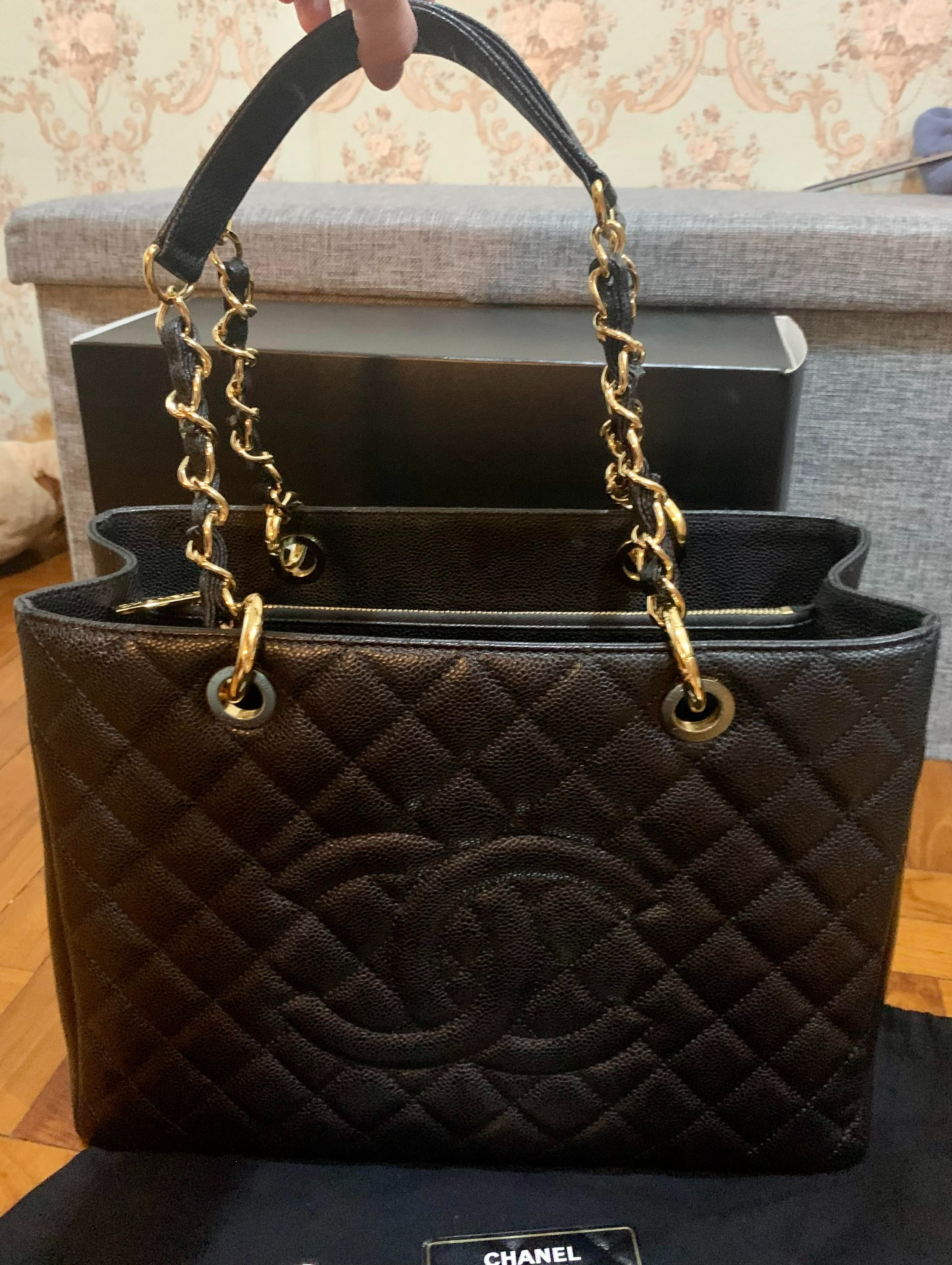 CHANEL GST Grand Shopping Tote in Gold Hardware Caviar Leather Black ...