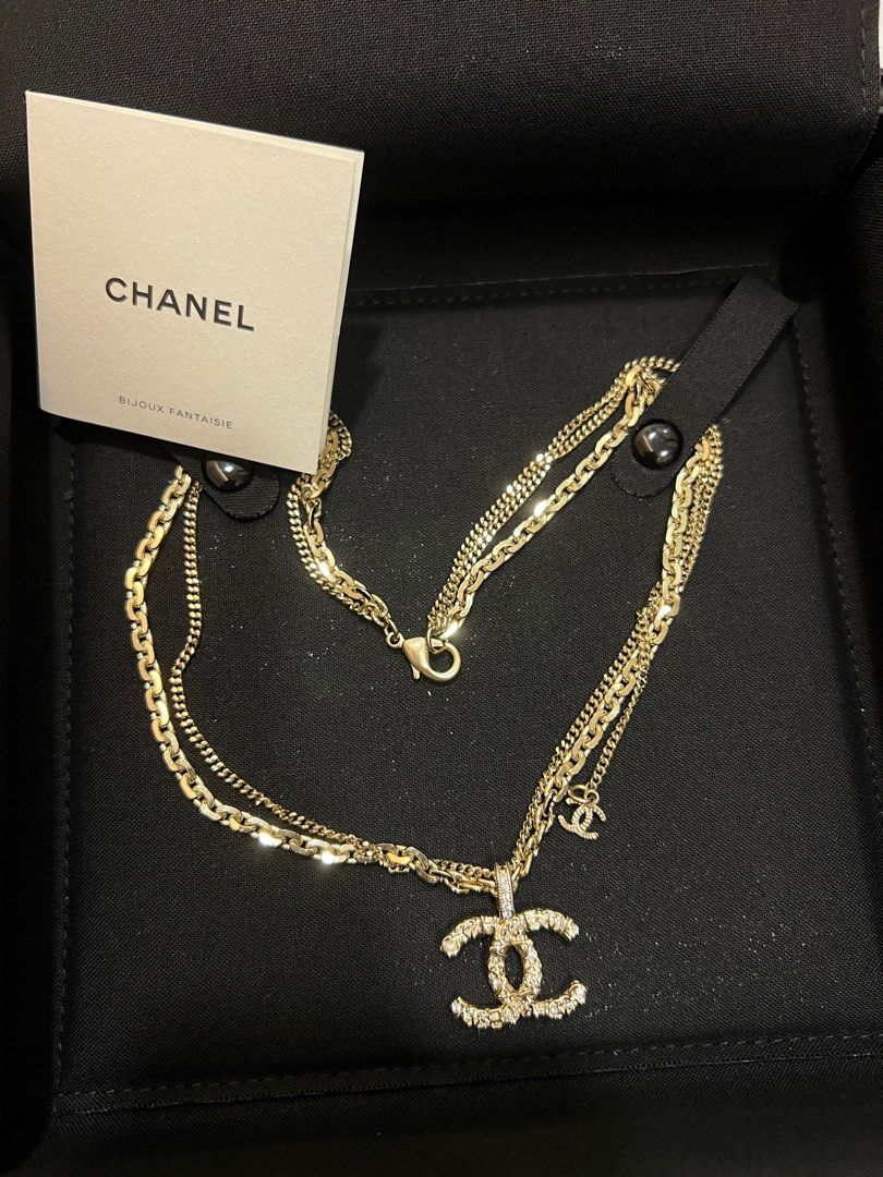 Chanel Necklace, Women's Fashion, Jewelry & Organisers, Necklaces on ...
