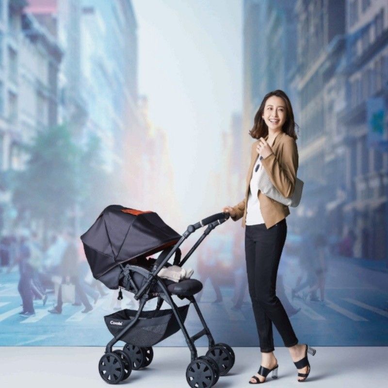 Combi Crossgo Stroller, Babies & Kids, Going Out, Strollers on Carousell