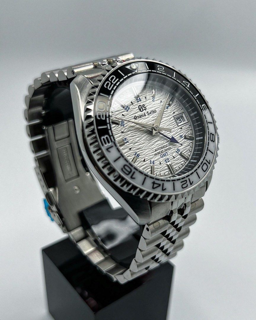 Custom Grand Seiko Mod SKX GS GMT Panda in 42mm, Men's Fashion, Watches ...