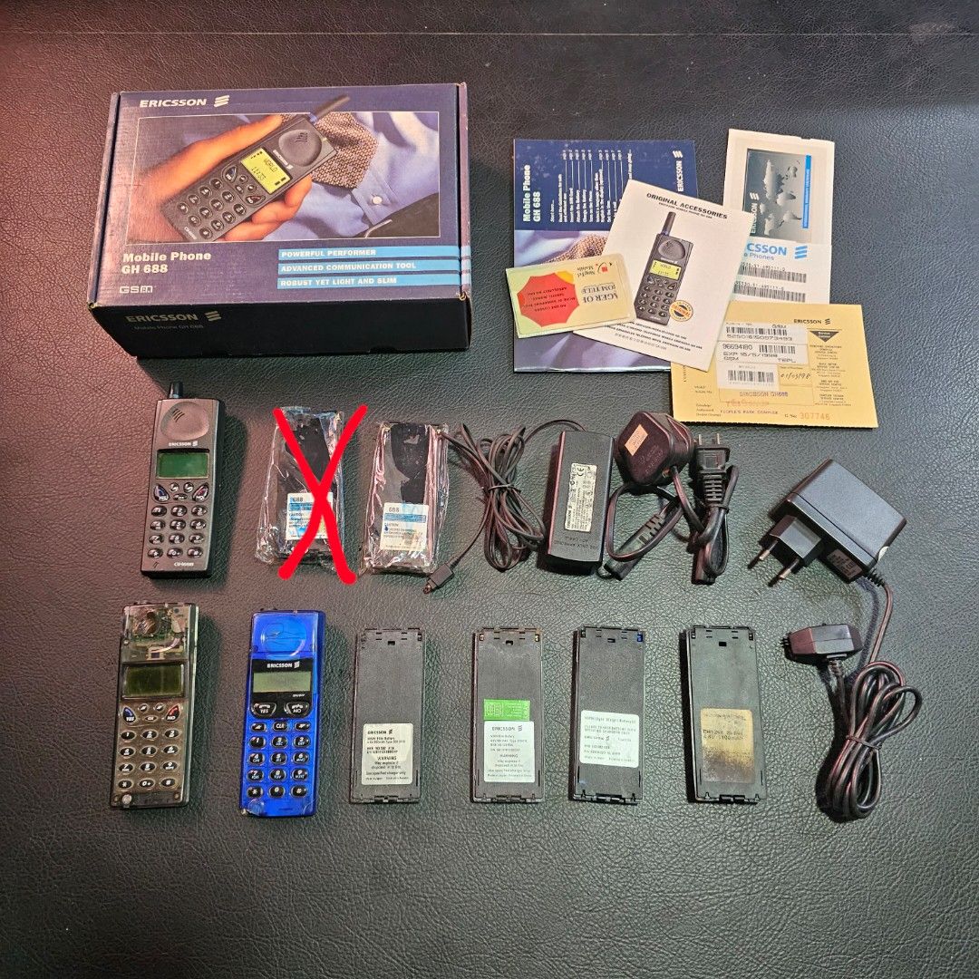 Ericsson GH688 Gh388 Set, Hobbies & Toys, Memorabilia & Collectibles ...