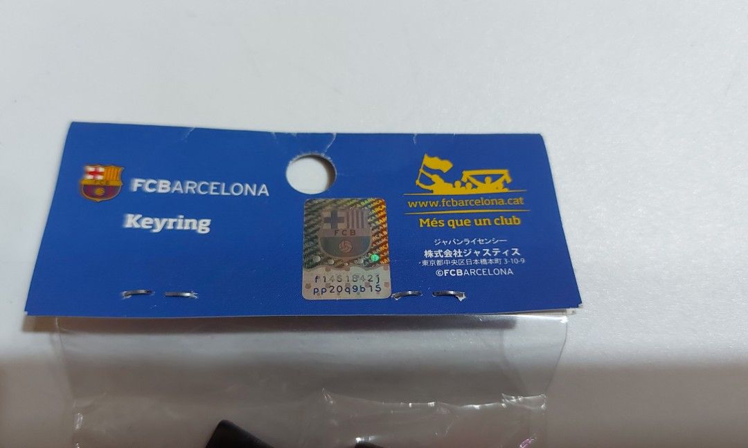 FC Barcelona keyring, 運動產品, 其他運動配件 - Carousell