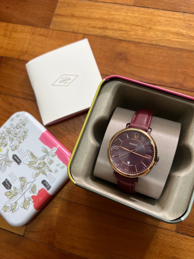 Fossil Watch, Women's Fashion, Watches & Accessories, Watches on Carousell