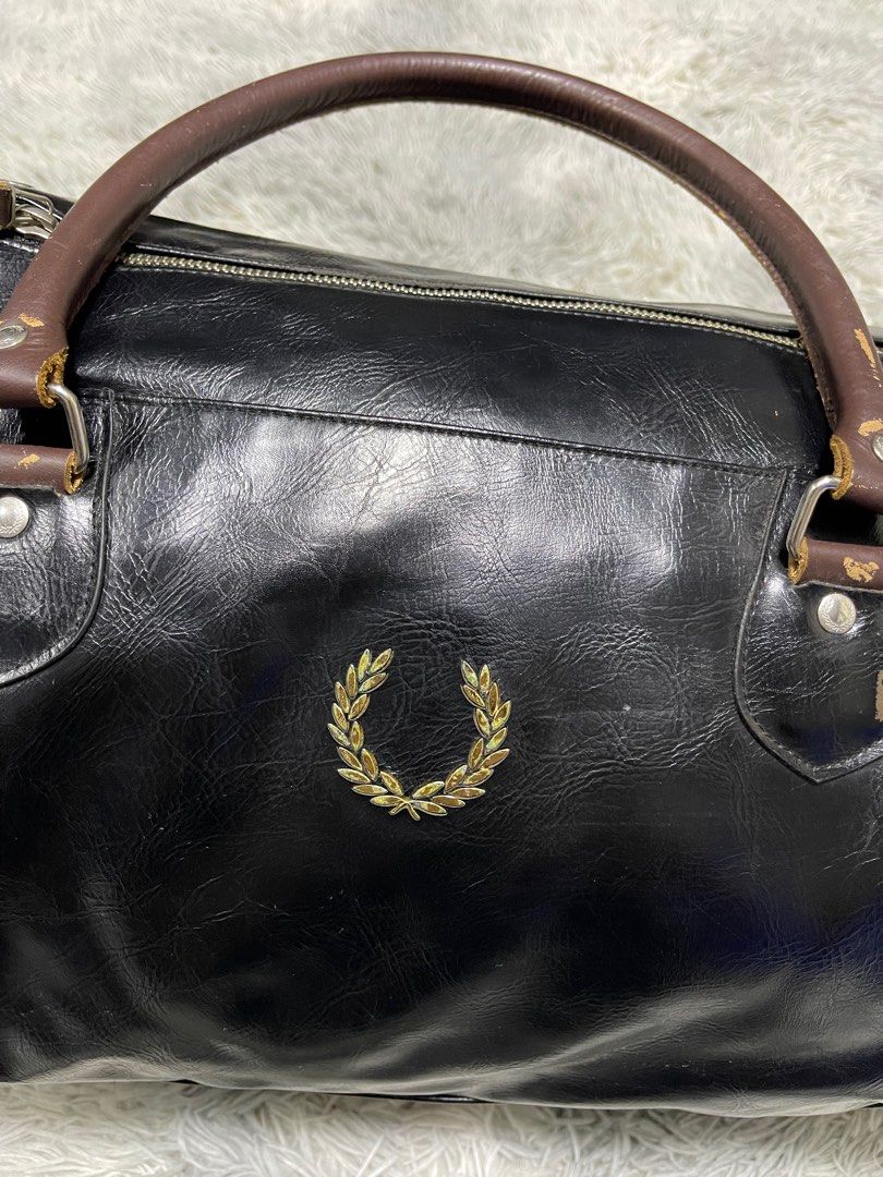 FRED PERRY Dufflebag, Men's Fashion, Bags, Backpacks on Carousell