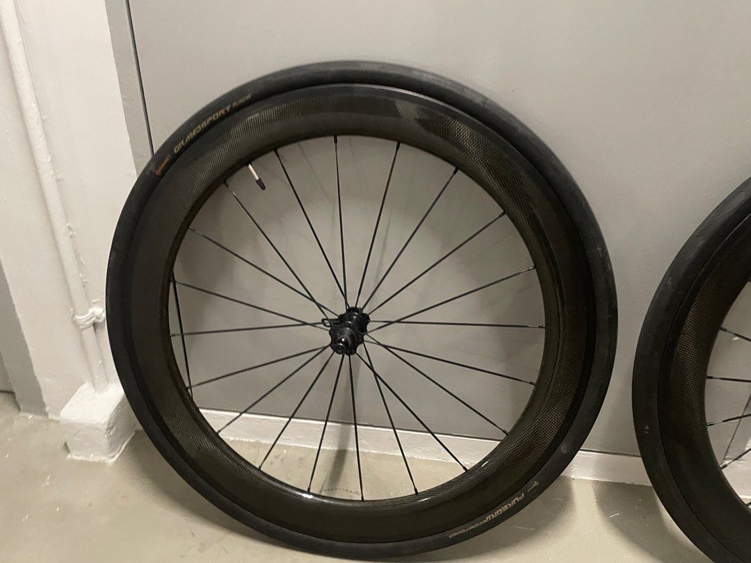 Glossy 60mm carbon wheelset for fixie / track, Sports Equipment ...