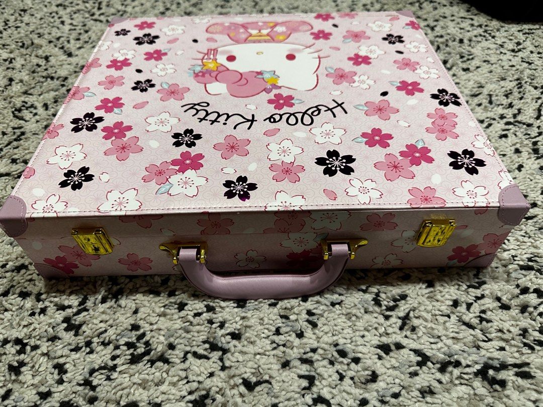 Hello Kitty Solitaire Mahjong Set (Pink), Hobbies & Toys, Memorabilia ...