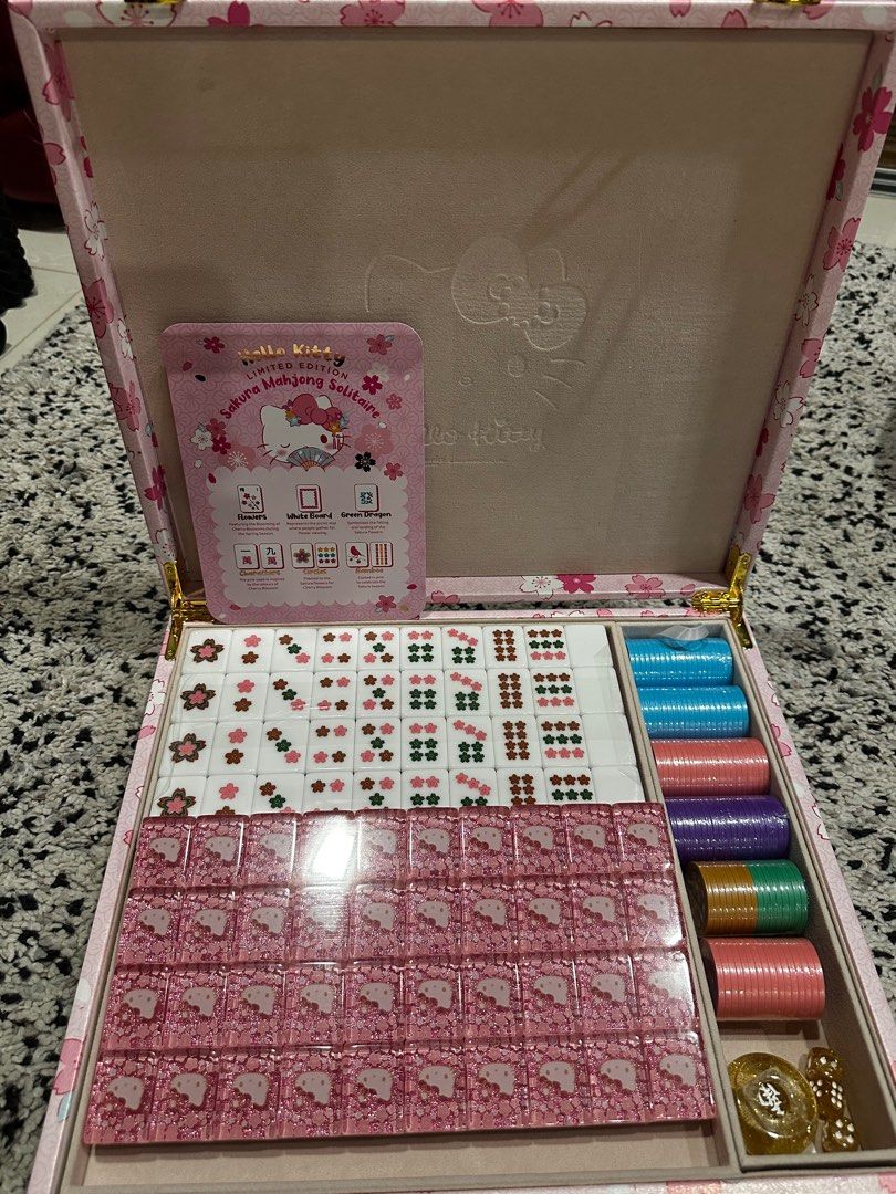 Hello Kitty Solitaire Mahjong Set (Pink), Hobbies & Toys, Memorabilia ...