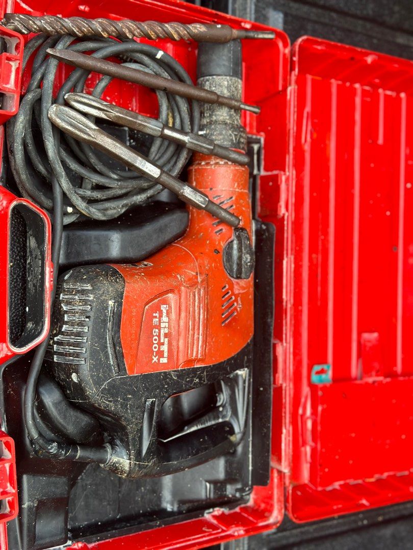 HILTI TE-500X Demolition Hammer with HardCase and 4pcs. chesil ...