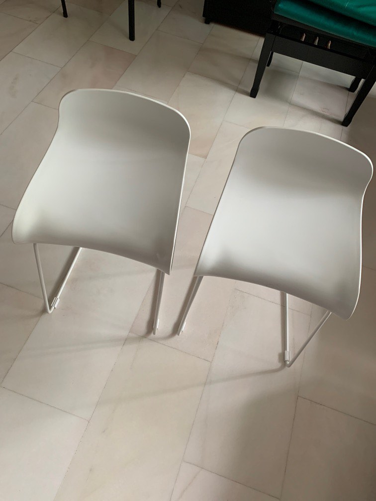 Island table chair, Furniture & Home Living, Furniture, Chairs on Carousell