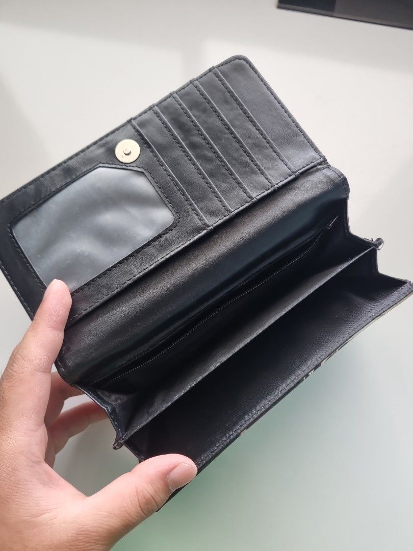 Ken kaneki Anime Long Wallet, Men's Fashion, Watches & Accessories ...