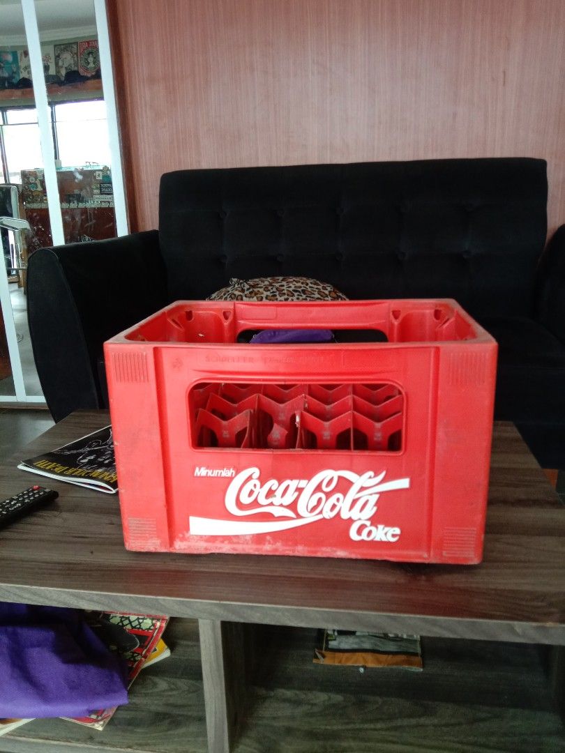 Krat coca cola, Antik, Lainnya di Carousell