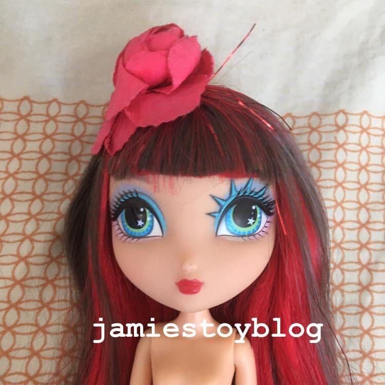 La Dee Da City Girl Dee Doll, Hobbies & Toys, Toys & Games on Carousell