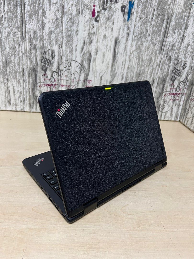 Lenovo Yoga 11e touchscreen intel Celeron (R) CPU N3150 3rd Gen 1.60GHz ...