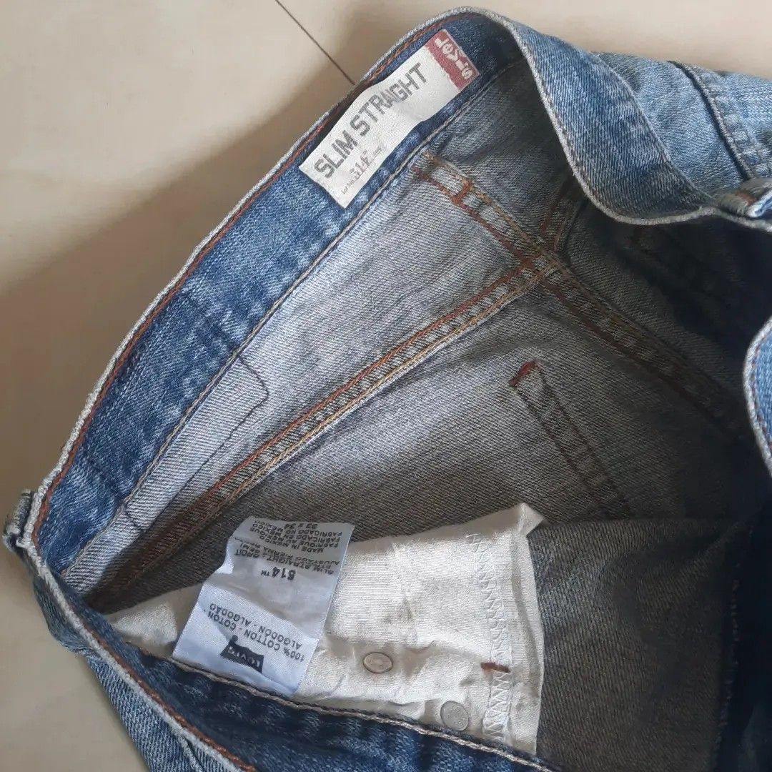 LEVIS 514, Fesyen Pria, Pakaian , Bawahan di Carousell