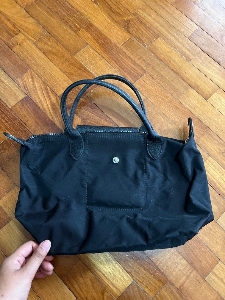 Longchamp Medium in Black, Women's Fashion, Bags & Wallets, Purses ...