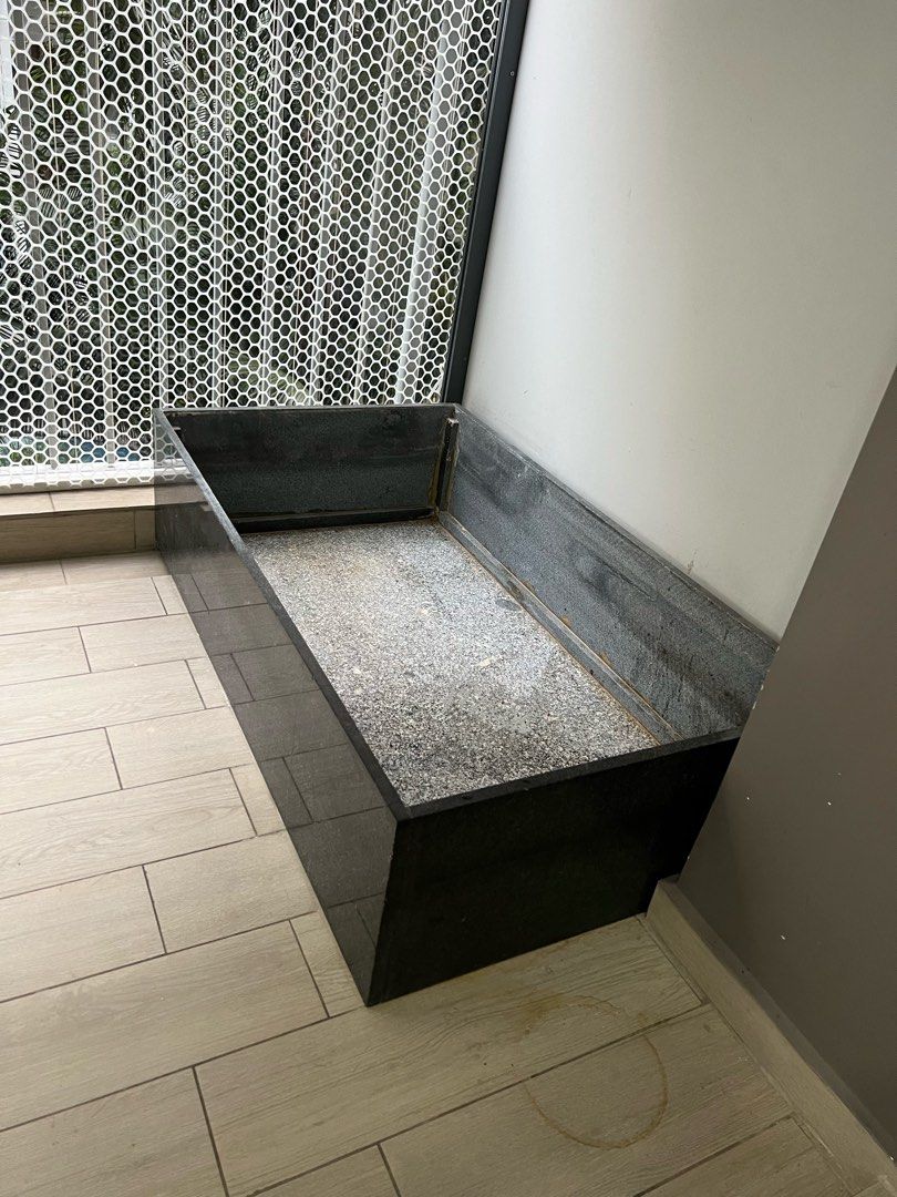 Mable fish pond base, Pet Supplies, Homes & Other Pet Accessories on ...