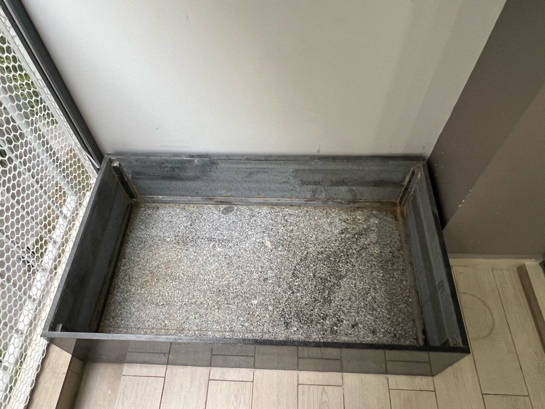 Mable fish pond base, Pet Supplies, Homes & Other Pet Accessories on ...