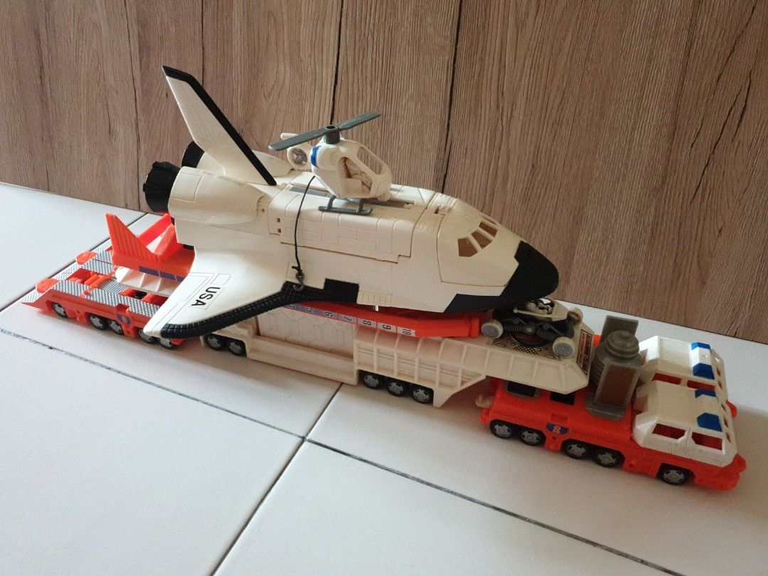 MEGA-RIG RESCUE SQUAD( MATCHBOX ), Hobbies & Toys, Collectibles ...