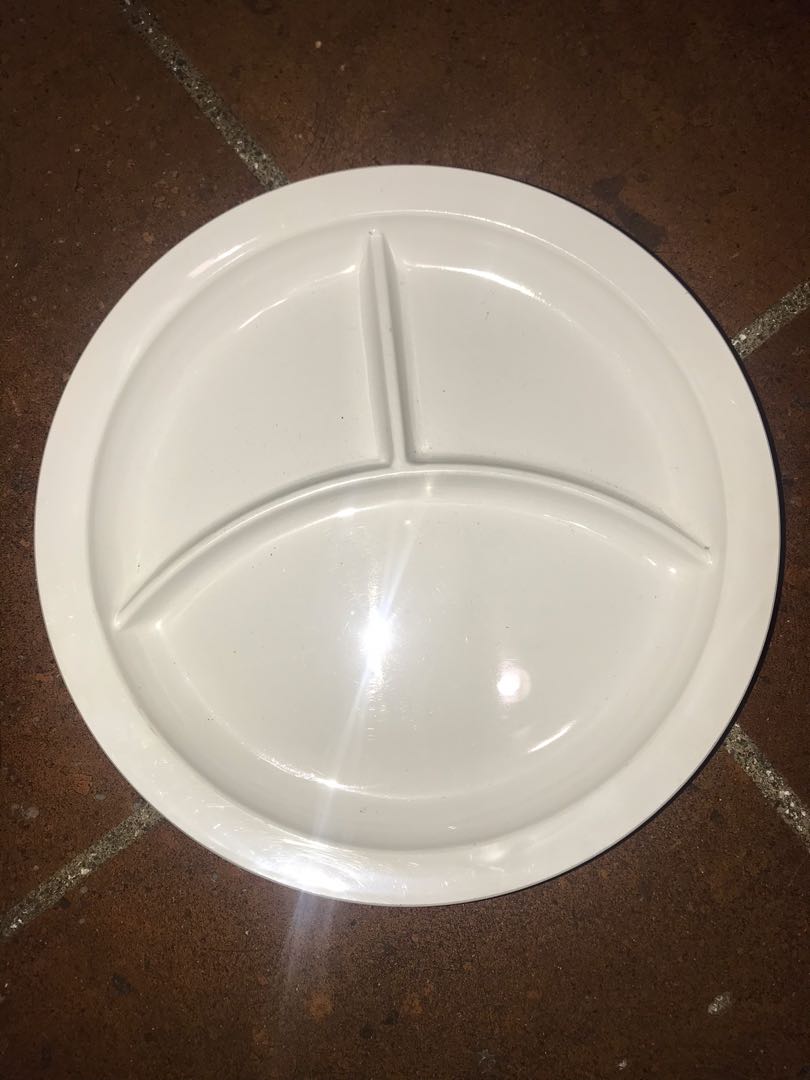Melaware 9 inch Plate with 3 division on Carousell