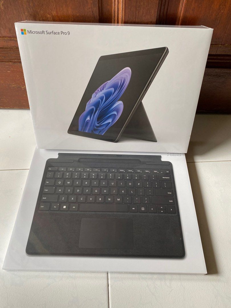 Microsoft Pro 9 i5 8/256GB Graphite + keyboard, Computers & Tech ...