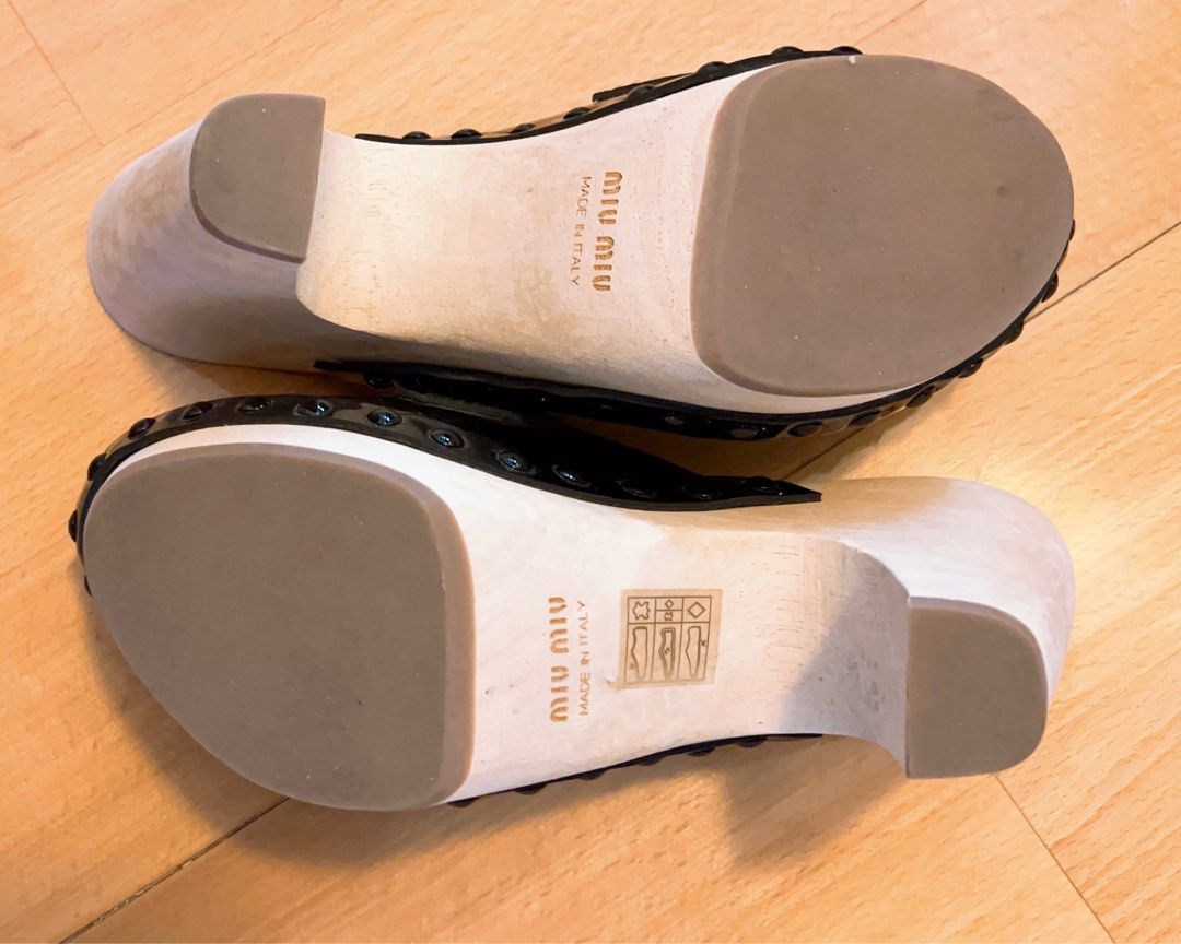 miu miu clog 36, 女裝, 鞋, 拖鞋 - Carousell