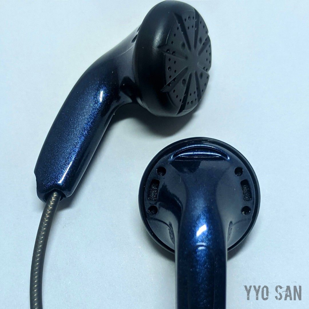 Mx500 Heavy Bass Flathead earbuds with mic, Audio, Earphones on Carousell