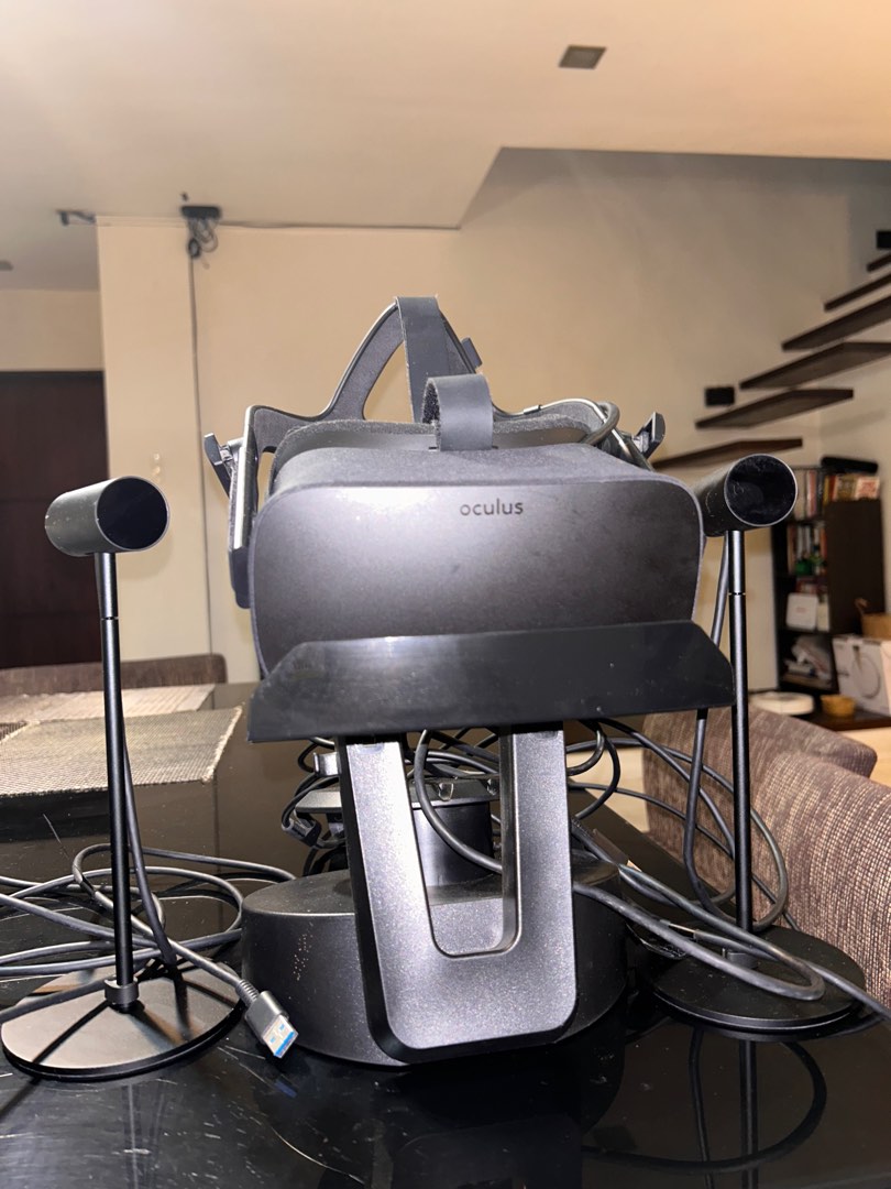 Oculus Rift Set (negotiable price), Video Gaming, Gaming Accessories ...