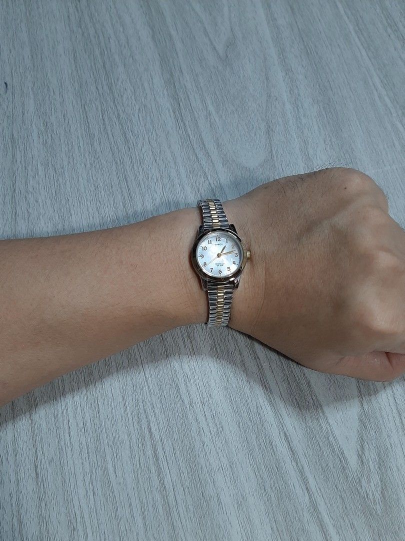 Original Timex Essex Avenue Indiglo Ladies Watch, Women's Fashion ...